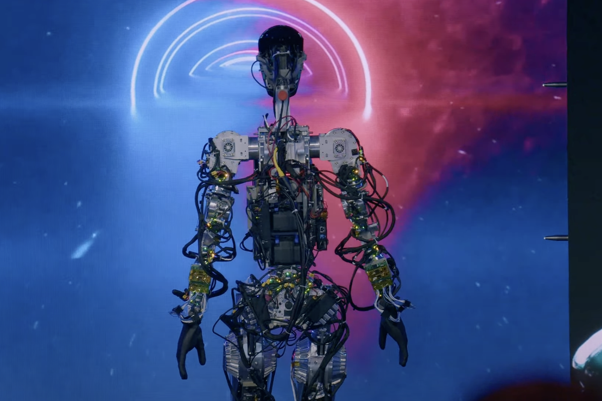 Tesla unveils Optimus humanoid prototype: Here's the first look ...